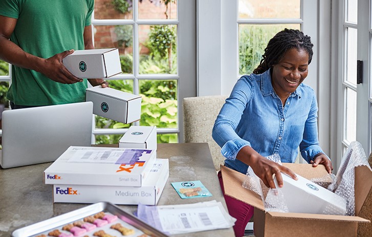 FedEx | Express Delivery, Courier & Shipping Services | Sint Maarten