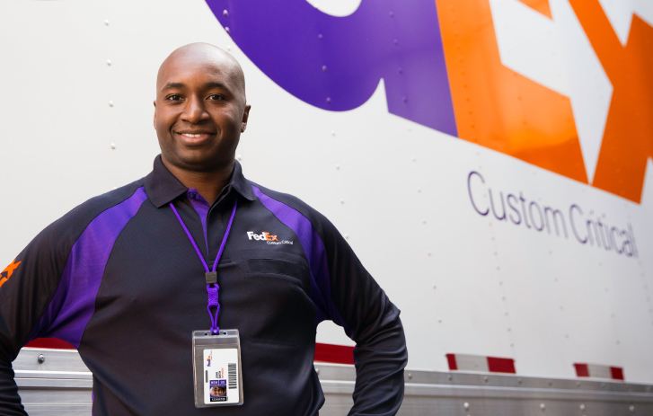 Rastrea y haz envíos en línea o encuentra oficinas cercanas | FedEx