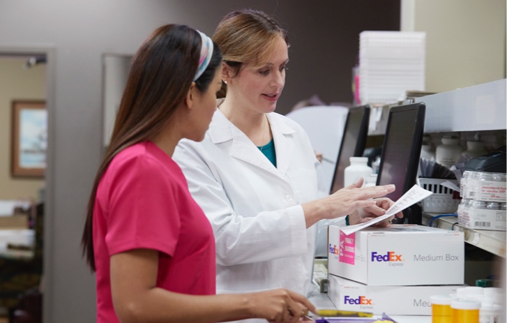 Healthcare Shipping Solutions | FedEx