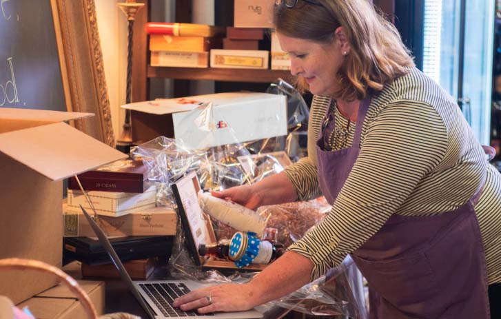 Track & Ship Online or Find Nearby Locations | FedEx