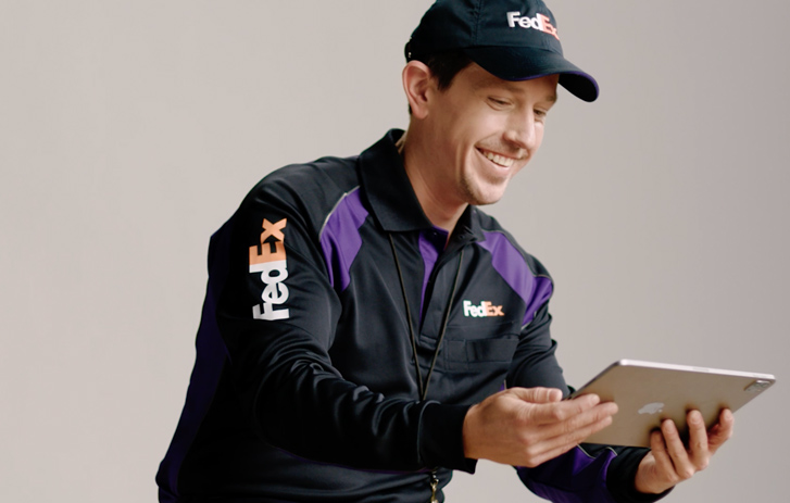 Uniforme De Oficina De Fedex Custom Apparel: T Shirts, Hoodies, Hats